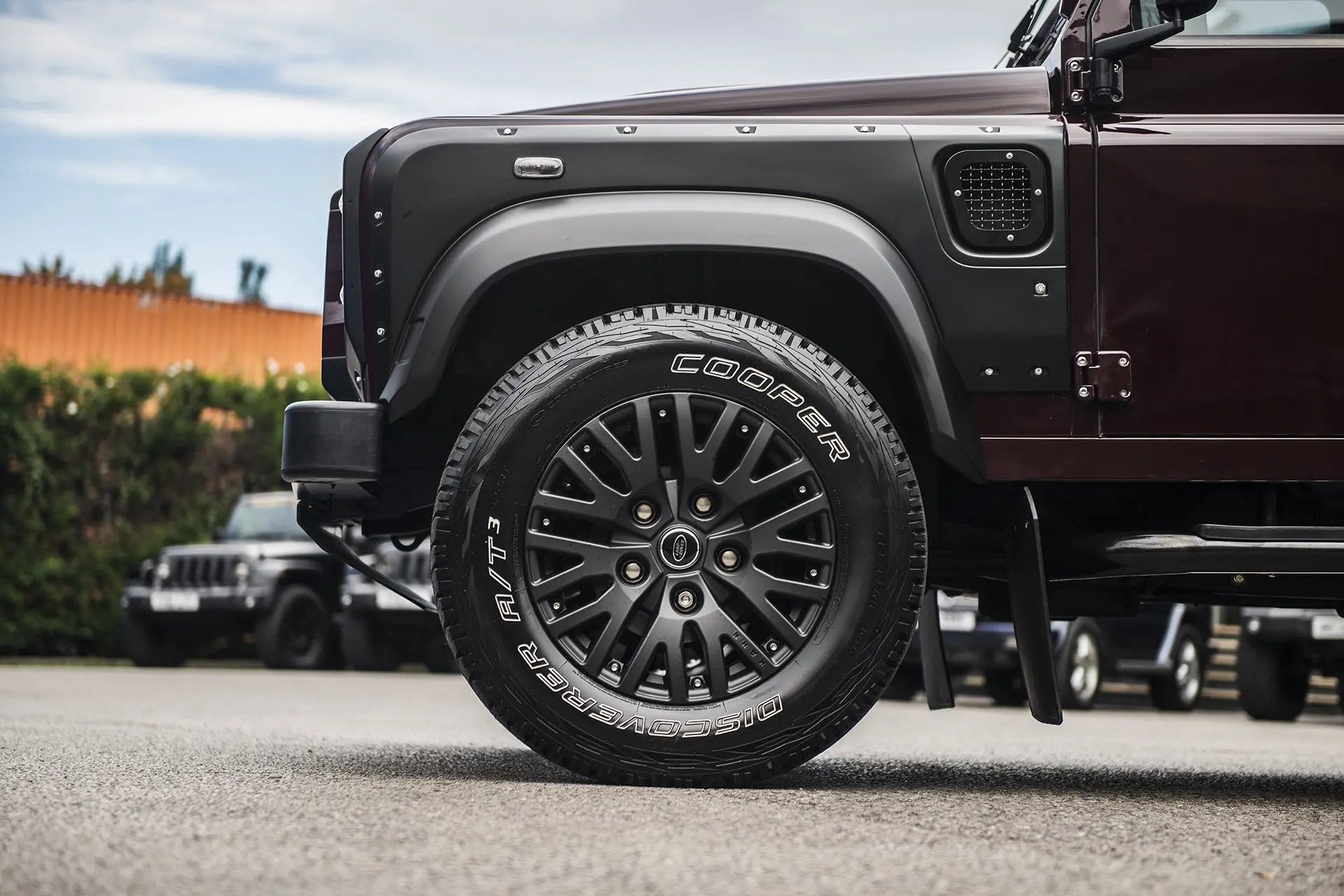18" Land Rover Defender 1983 Light Alloy Wheels by Chelsea Truck Co ...