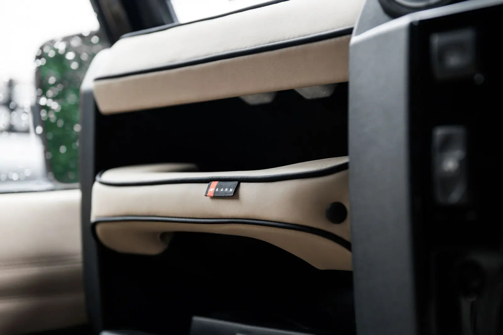 Land Rover Defender (1991-2016) Passenger Dashboard Top Grab Handle ...