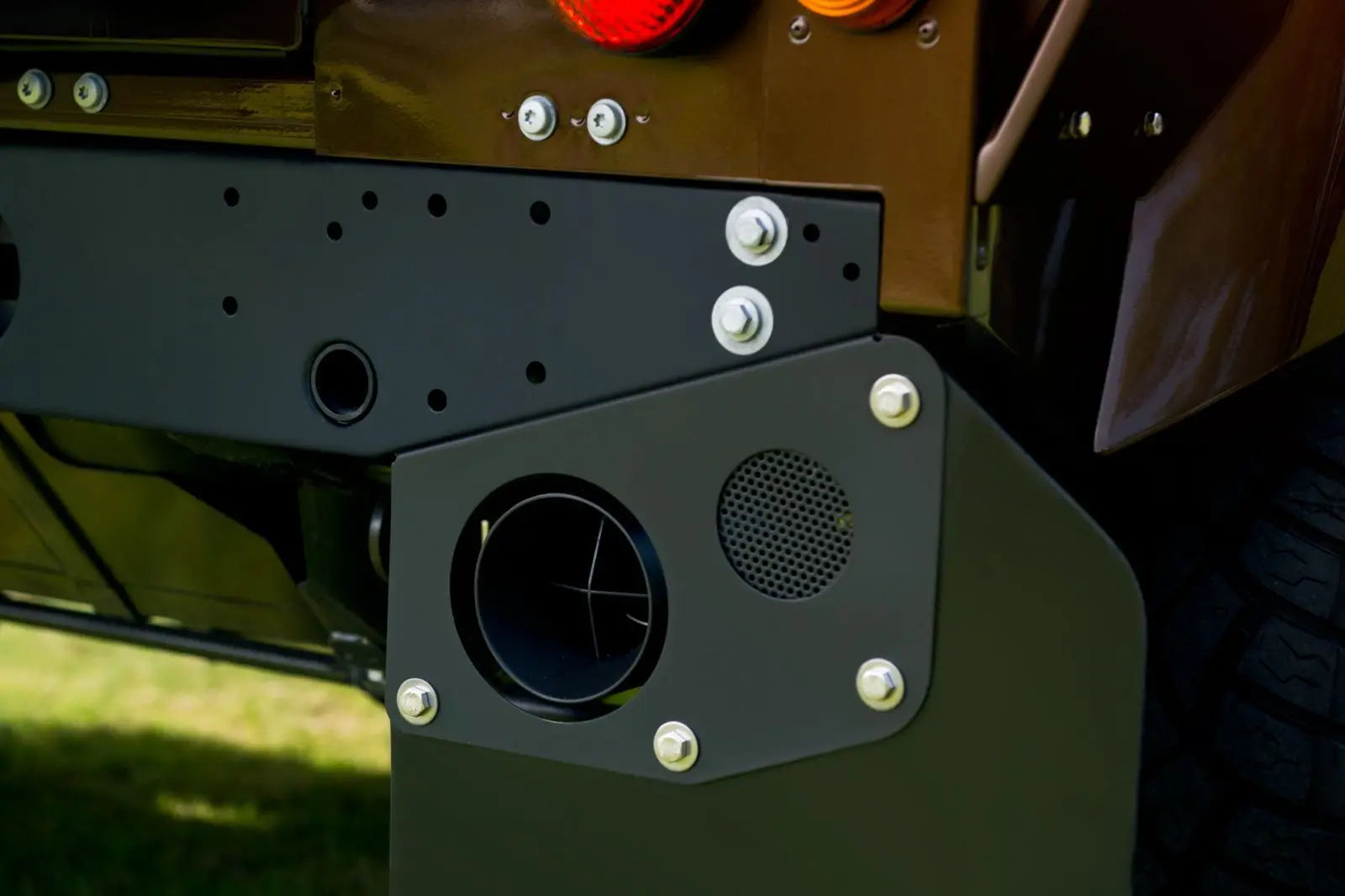 Land Rover Defender 90 (1991-2016) Crosshair Exhaust System – Chelsea ...